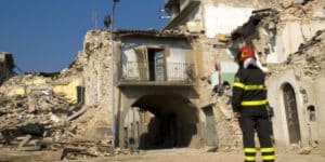 Three earthquakes happen in the world in one day – level 1 - News in Levels